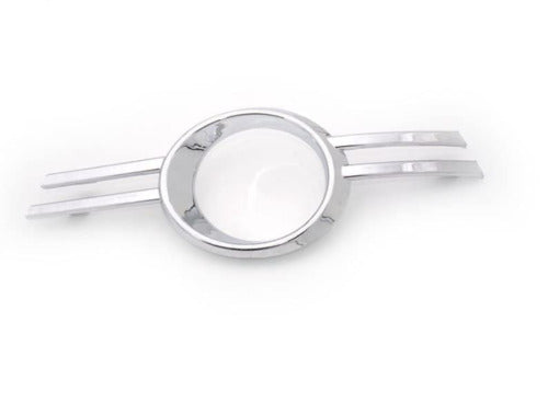 2048851174 Trim L/F W204 — The Merc Man